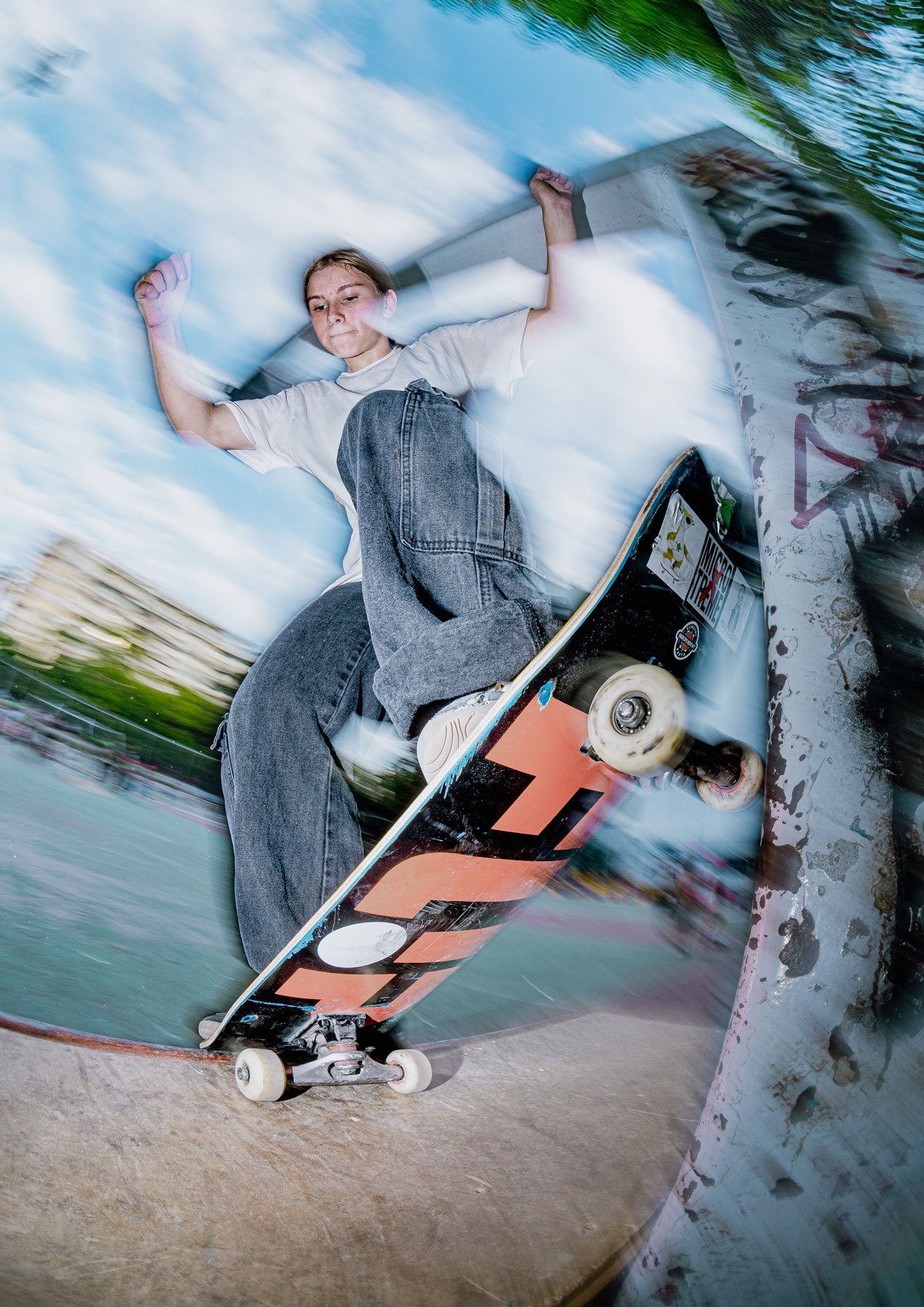 Empowering the Women's Skate Scene of Greece - Free Movement